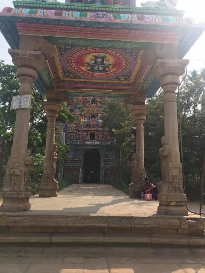 OmNamaSivaya: Jambukeshwarar Temple, Thiruvaanaikaval (Pancha Bootha ...