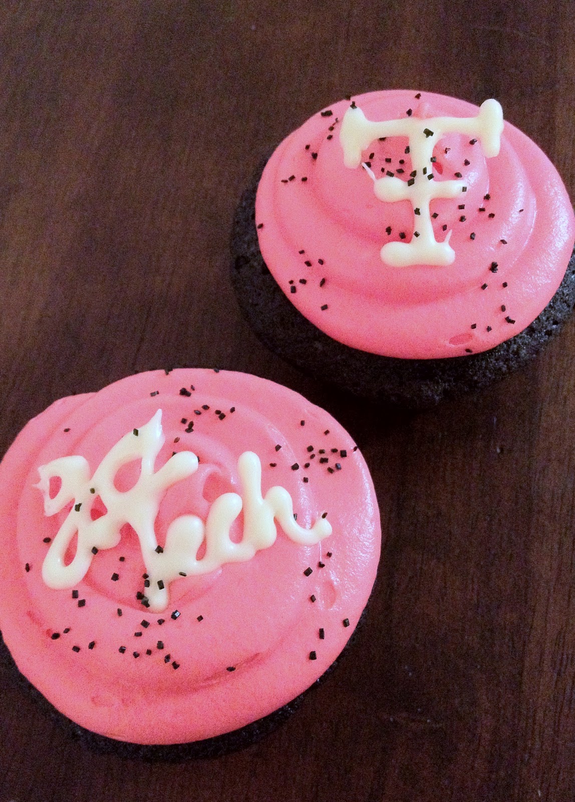A Love for Cupcakes: Texas Tech Cupcakes