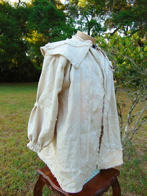 The Antique Sewist: 18th Century American "Hunting Frock Coat" or Shirt.