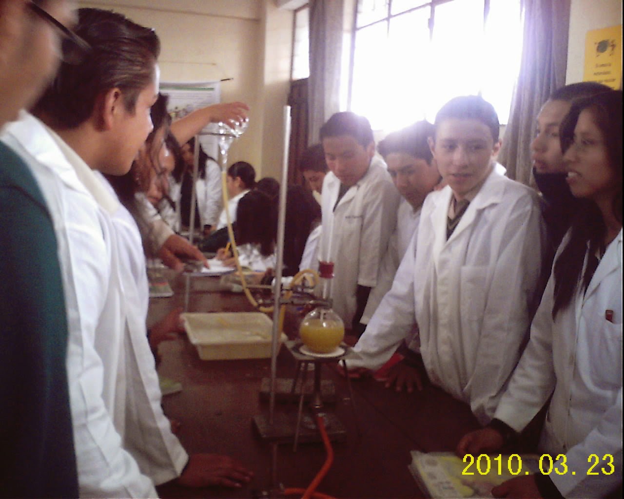 LABORATORIO DE BIOLOGIA QUIMICA Y CIENCIAS NATURALES: RECUERDITOS DEL LABORATORIO