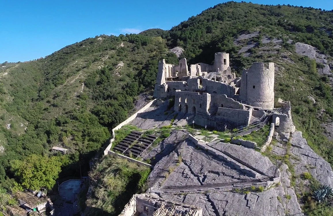 NORMAN CASTLES IN CALABRIA
