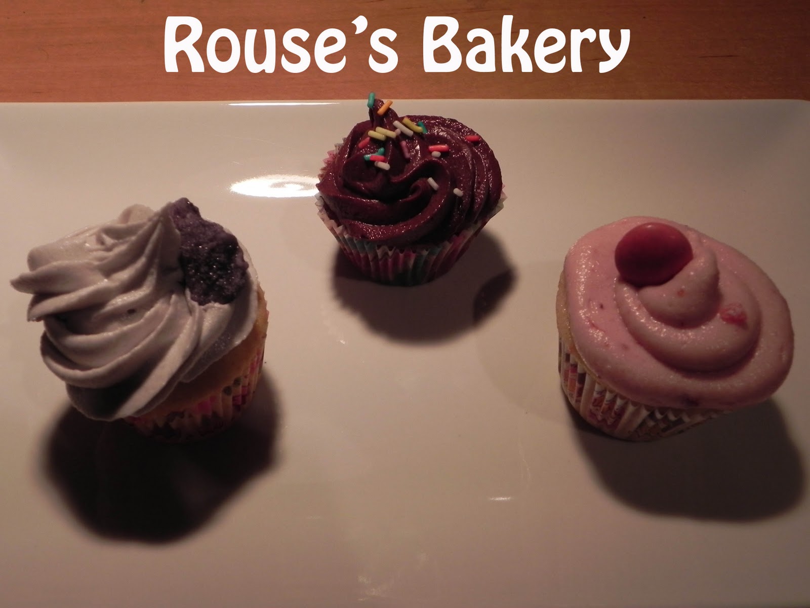 Rouse's Bakery: Minicupcake de Violeta: Trilogia del cupcake (I parte)