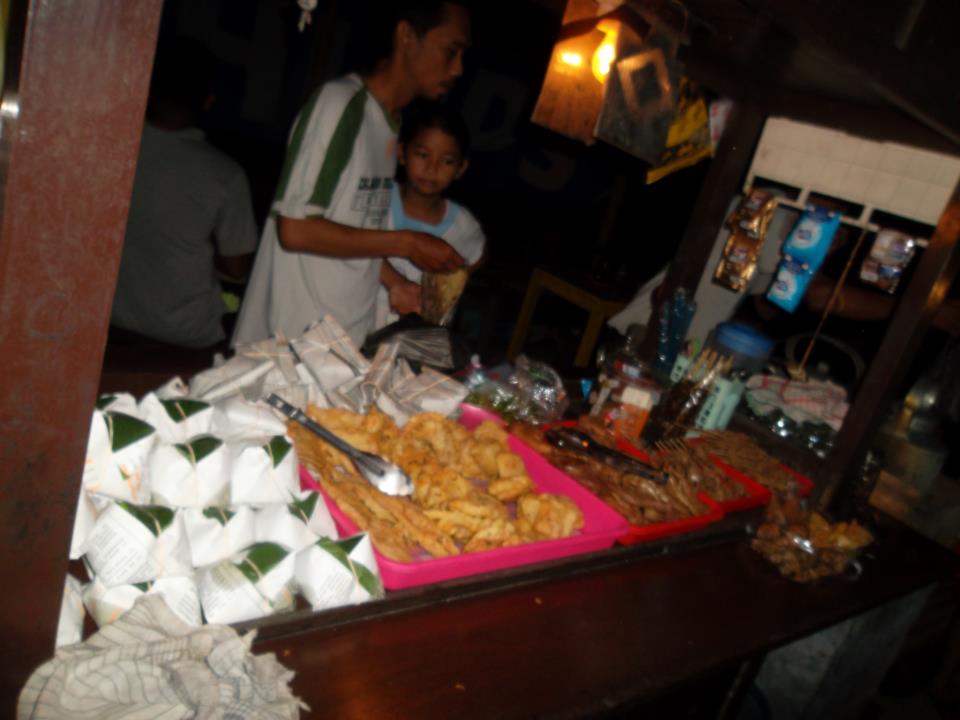 Angkringan : Warung Kuliner khas Yogyakarta ~ Warna Panorama