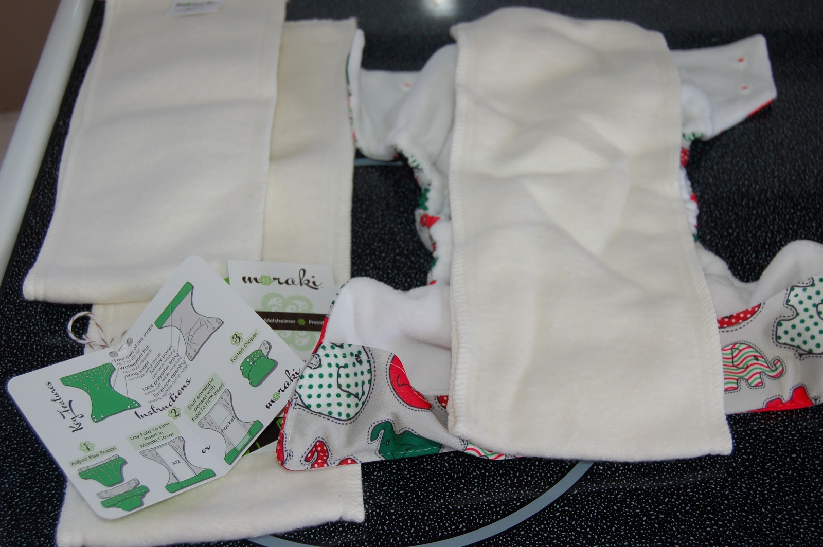 Dibs!: *CLOSED*Moraki Review and Giveaway