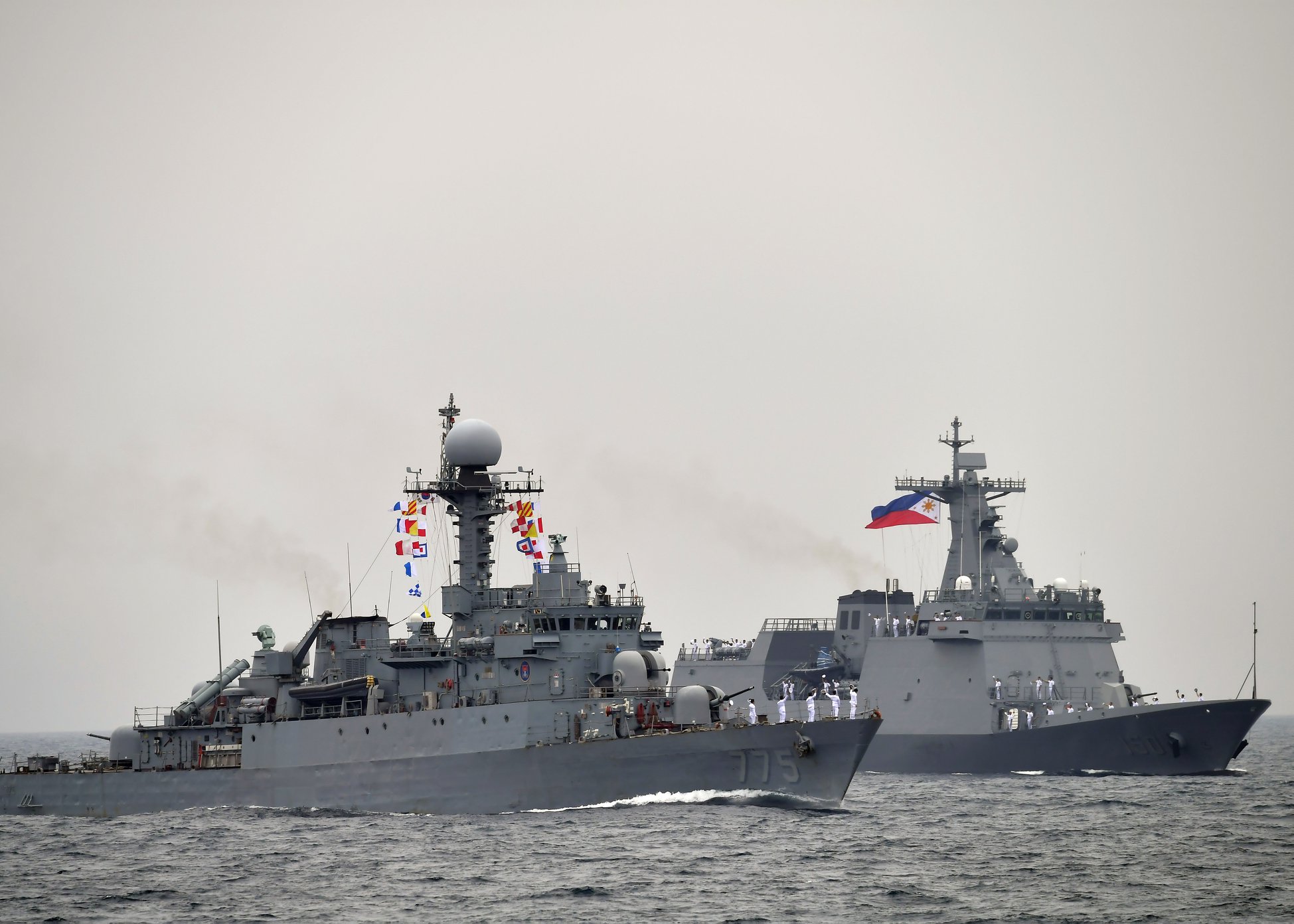 THAIDEFENSE-NEWS: BRP JOSE RIZAL NOW IN THE PHILIPPINES RARE FOOTAGE