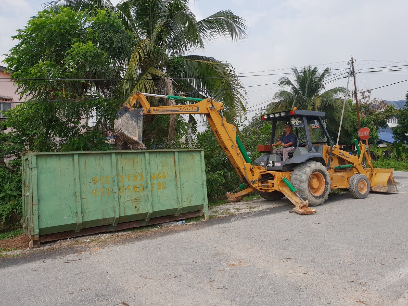 Pengalaman Membina Banglo Sendiri: Bersih Tanah