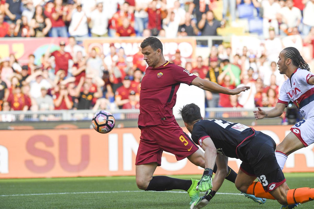 Pure Class | Nike AS Roma 17-18 Home Kit - On-Pitch Debut - Footy Headlines