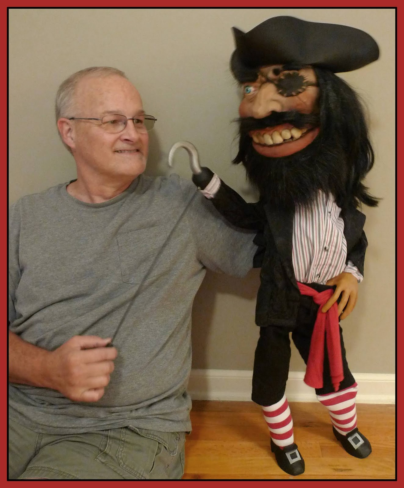 LUDstuff!: SCULPTURE: Pirate Puppet
