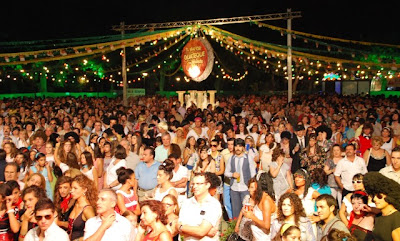 Revista Pasos: SOCIEDAD - El más espectacular de los Guateques