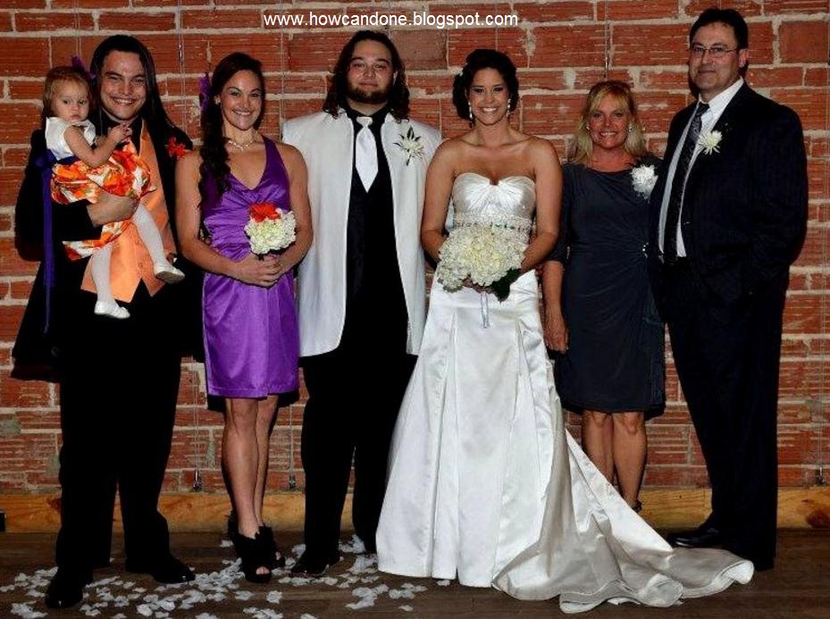 wwe superstars with his wife | HOW CAN DONE