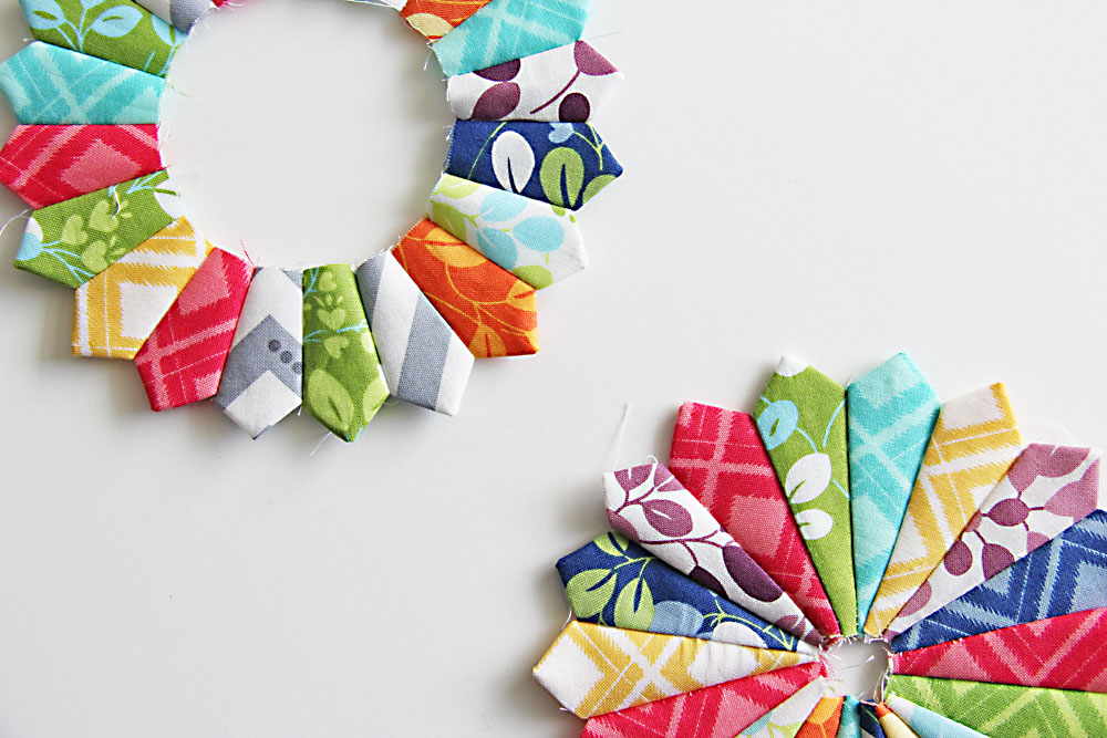 Dresden Plate Quilt Block Tutorial ~ DIY Tutorial Ideas!