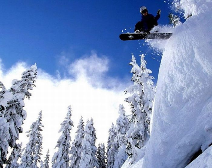 Sports Craze: Crazy Snowboard Jumps