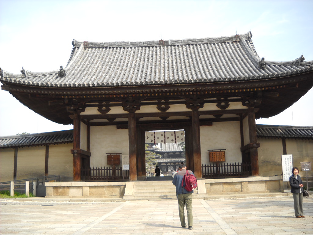 Daily Glimpses of Japan: Horyuji Temple, Nara; Horyuji Haiku Daily Glimpses of Japan: Horyuji Temple, Nara; Horyuji Haiku
