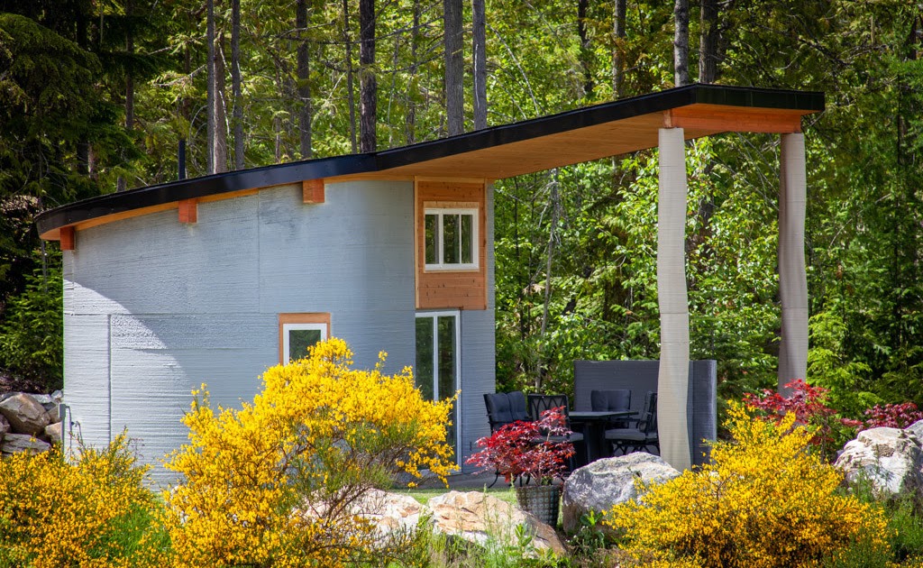 Airbnb Lists the Fibonacci House, the First 3D Concrete Printed Tiny ...