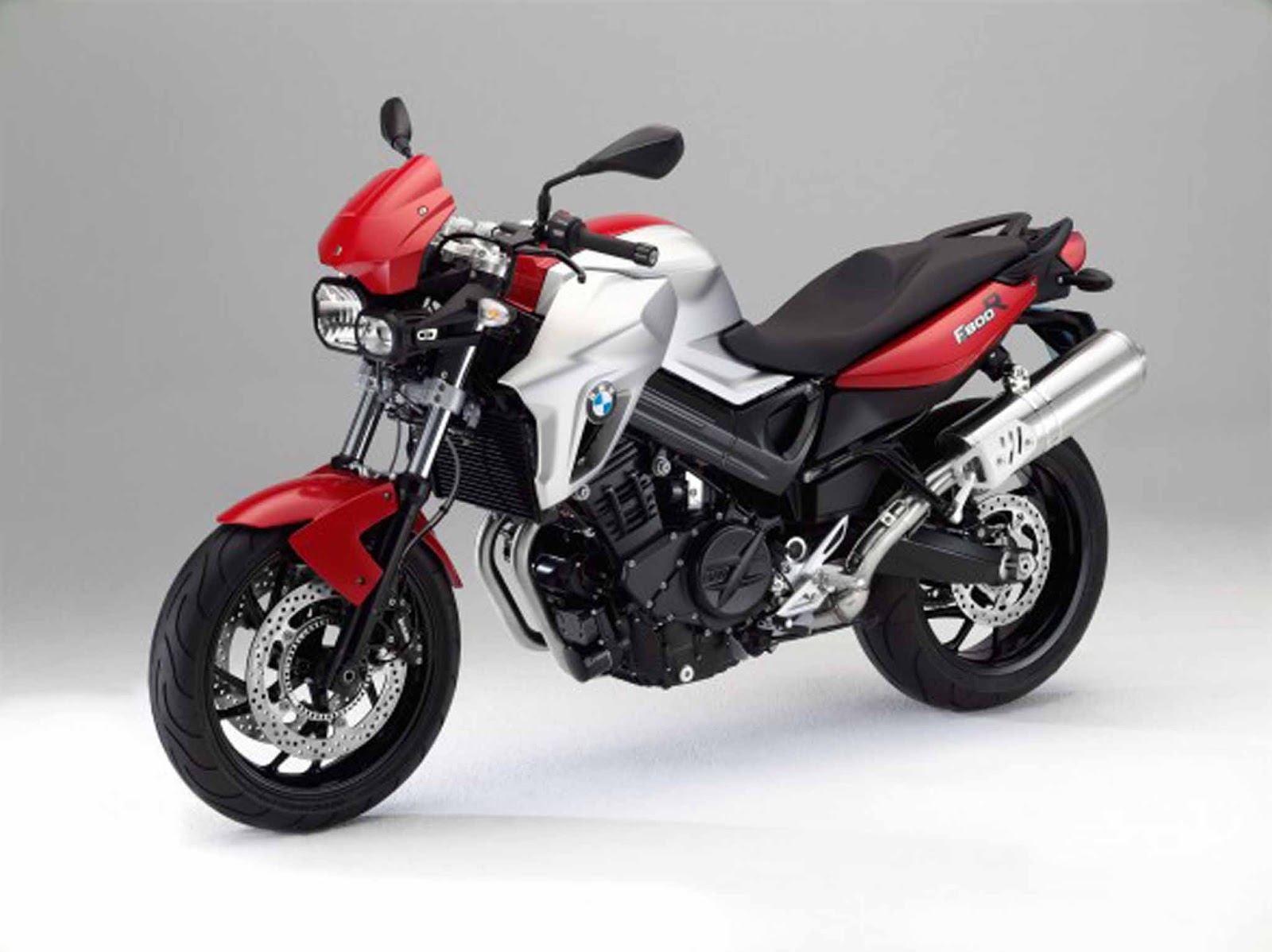 2013 BMW F800R Touring Package Review : Motorcycle Extreme Review