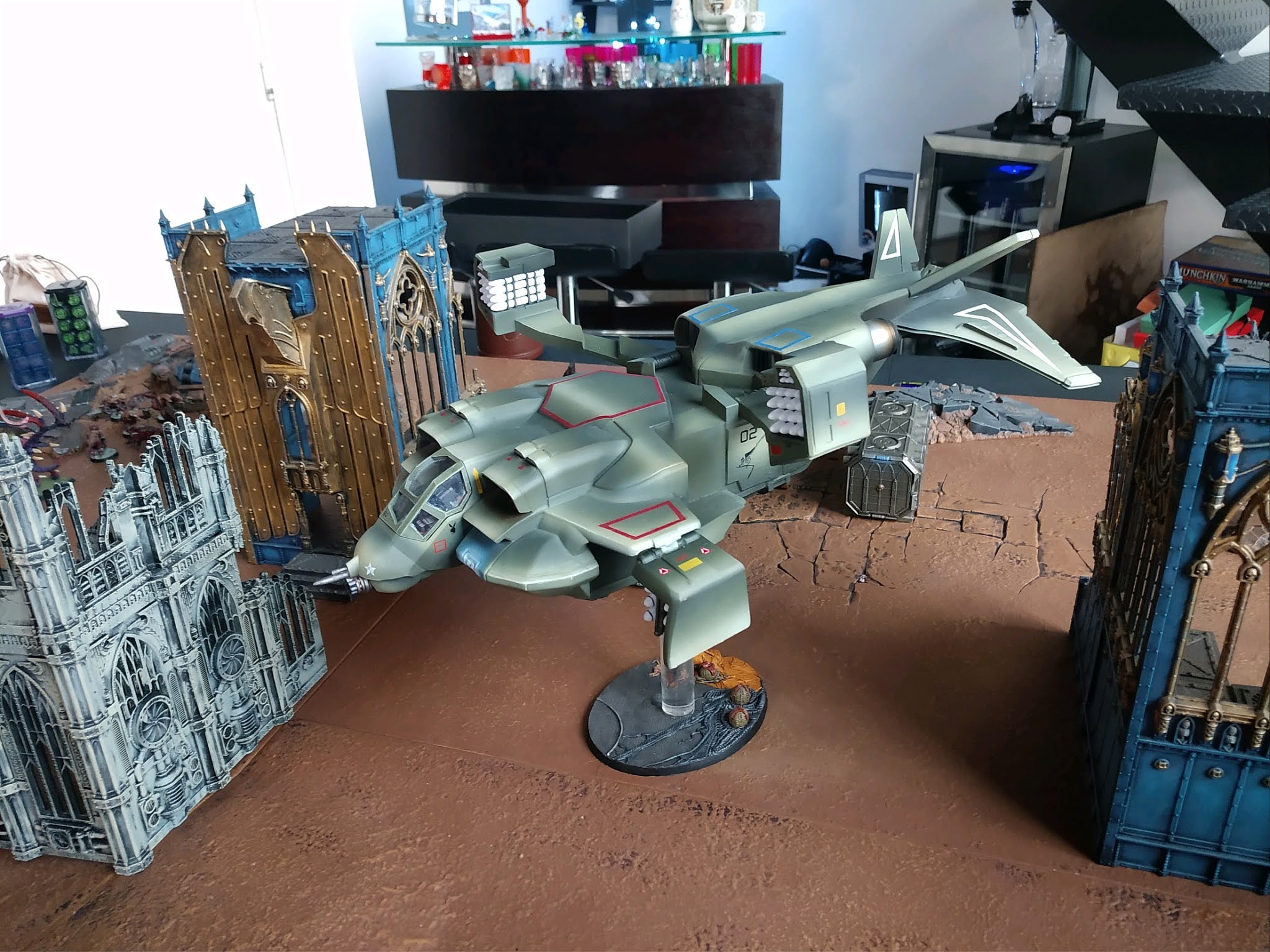 What's On Your Table: AVP Dropship - Faeit 212