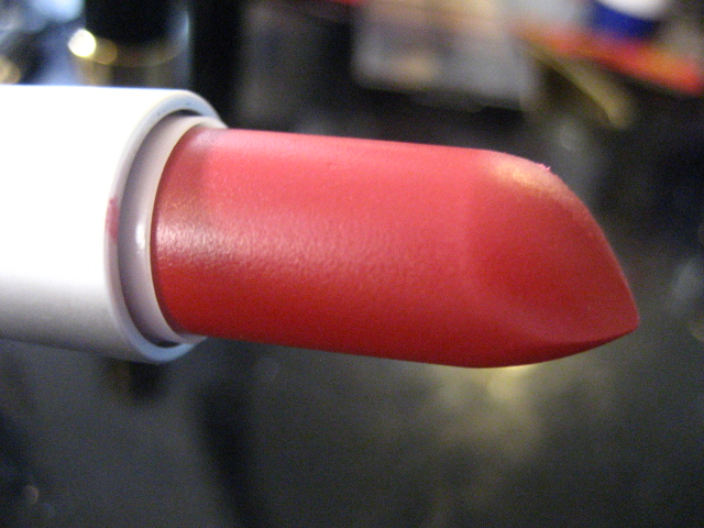 Debstar Makeup: Revlon Matte Lipstick 007 In The Red Swatch