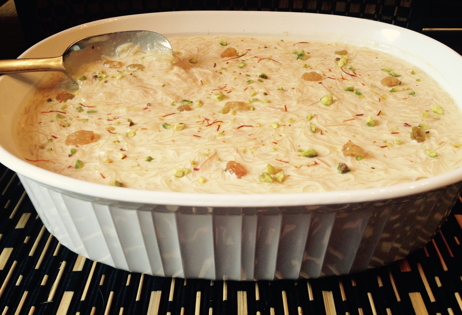Ashfaq's Jhotpot Recipes: Semai (Vermicelli pudding)