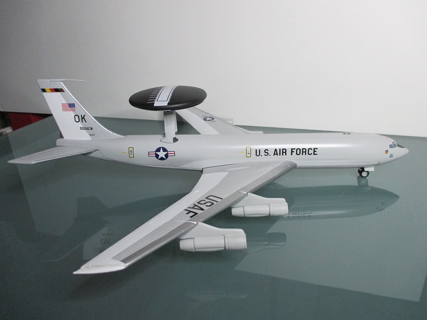 1/144 airbattle: 1/144 Boeing E-3B Sentry (Awacs) - by Corgi
