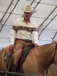 HOOFPRINTS OF KASPIN: Parelli Summit Day 1!