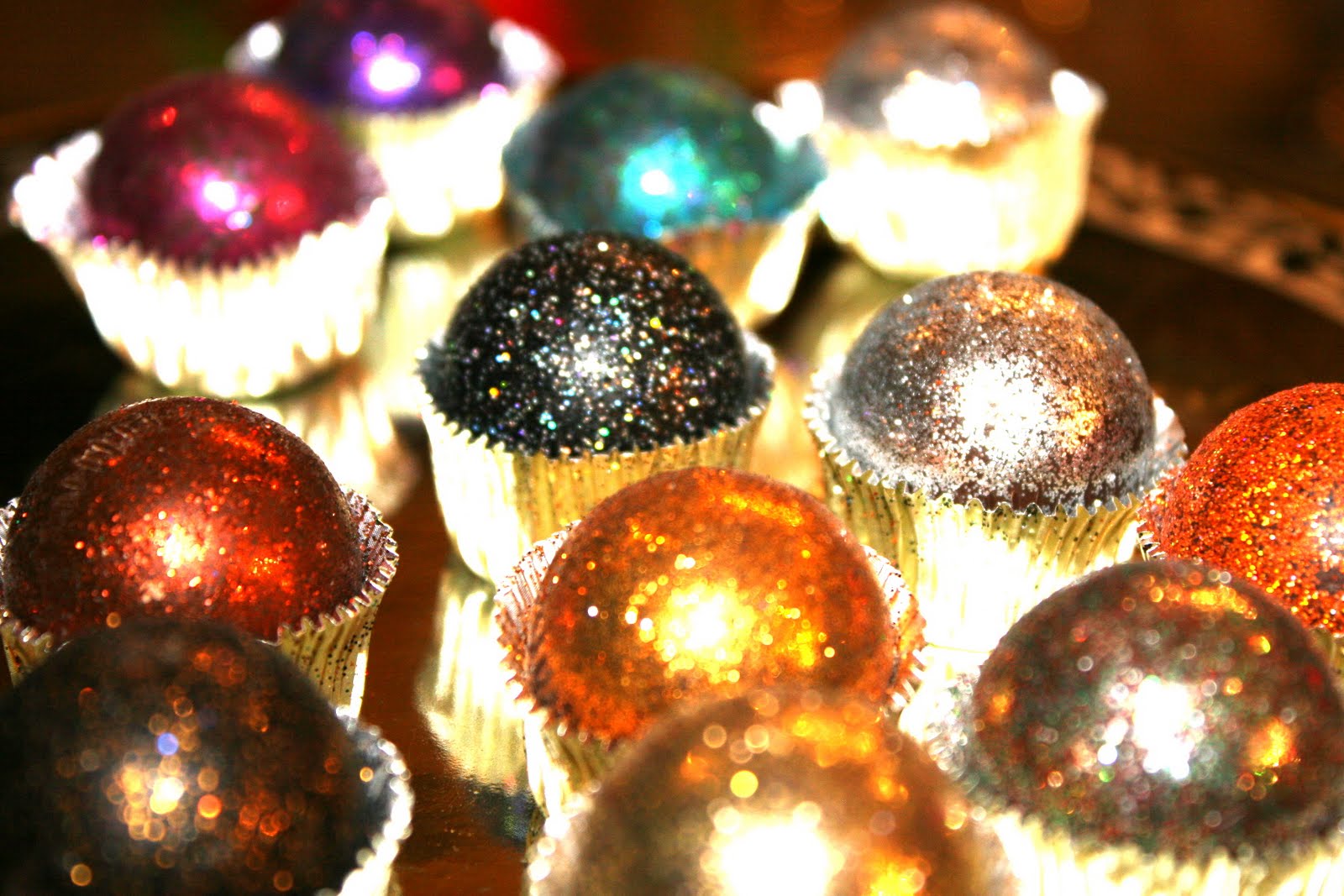 Chickelala that's me!: Wedding Candy - Bon Bons by BeDazzle