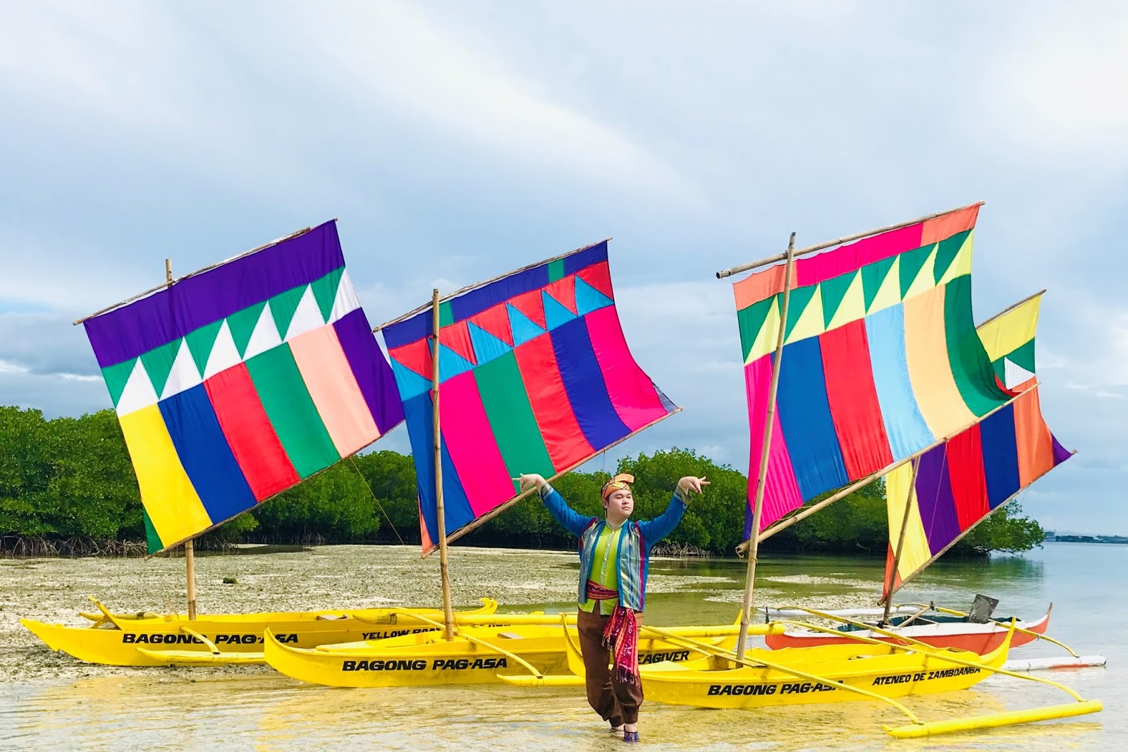 The Colorful Vintas Of Zamboanga City From The Highes - vrogue.co