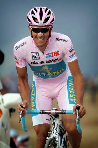 ITALIAN CYCLING JOURNAL: The Giro and the Contador Problem