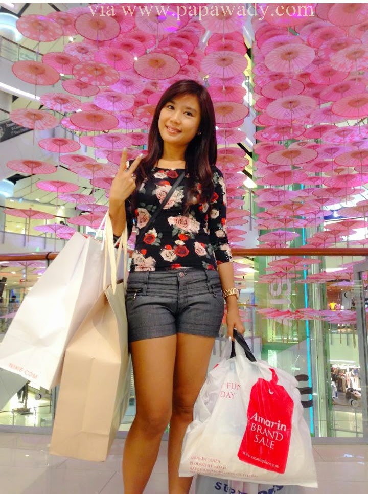 Khine Thin Kyi - Beautiful Snapshots Everywhere