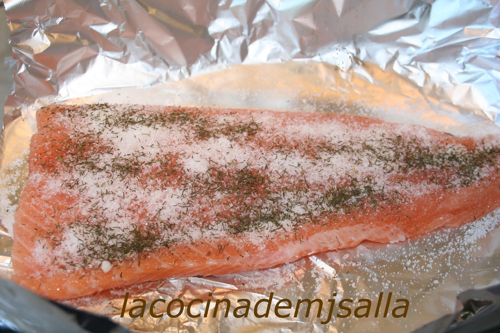 SALMÓN MARINADO