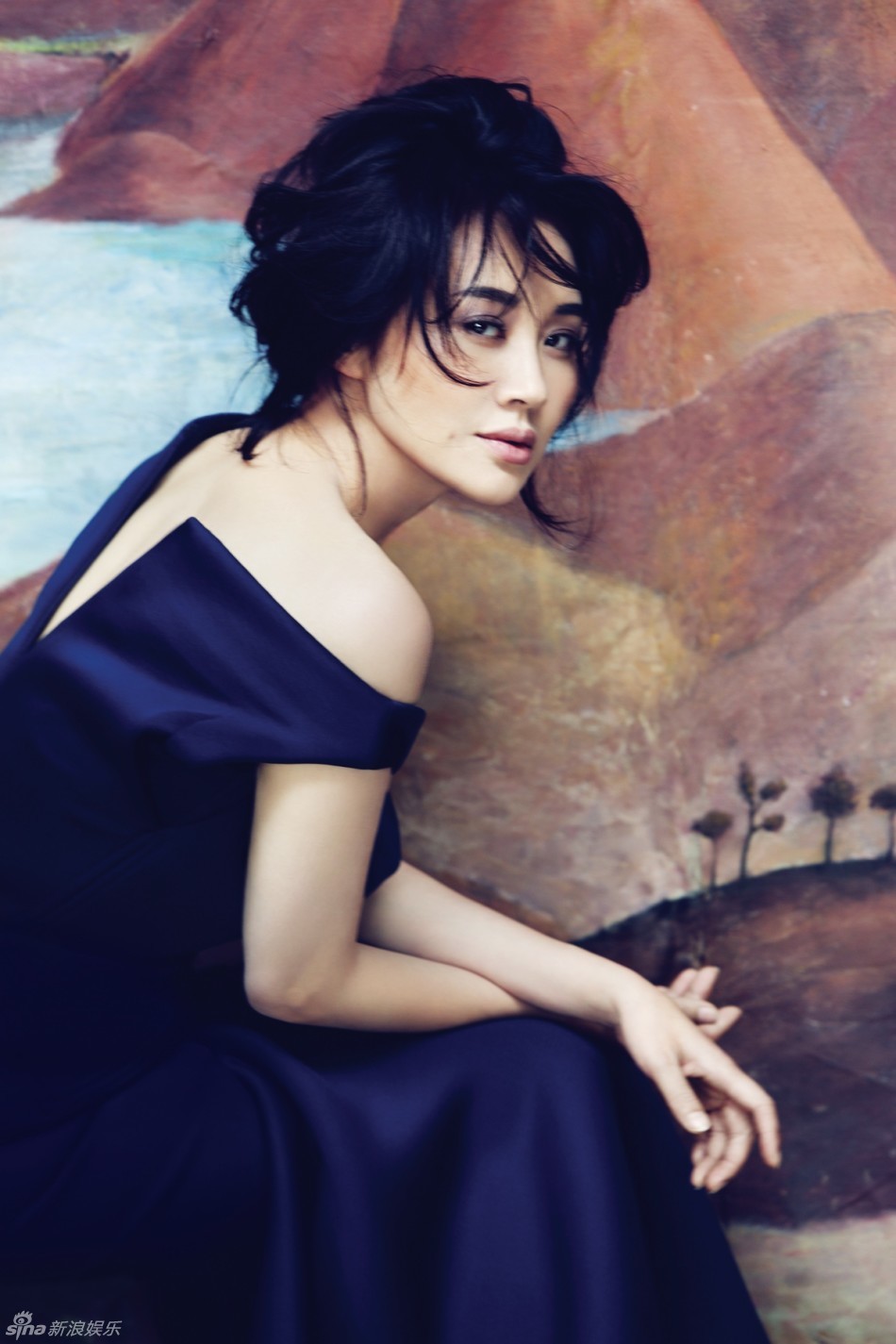 Xu Qing Poses For Photo Shoot China Entertainment News