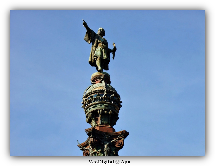 APU Barcelona VeoDigital : La estatua de Colón en lo más alto del ...