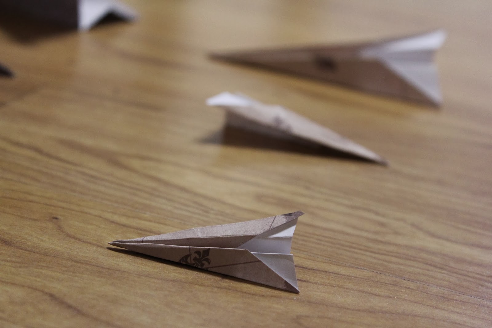 Cute Paper Airplane Mobile Tutorial - Lou Lou Girls