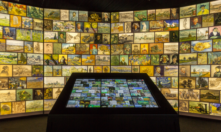 .: Vincent van Gogh's life is an open book inside a tent in Belém ...