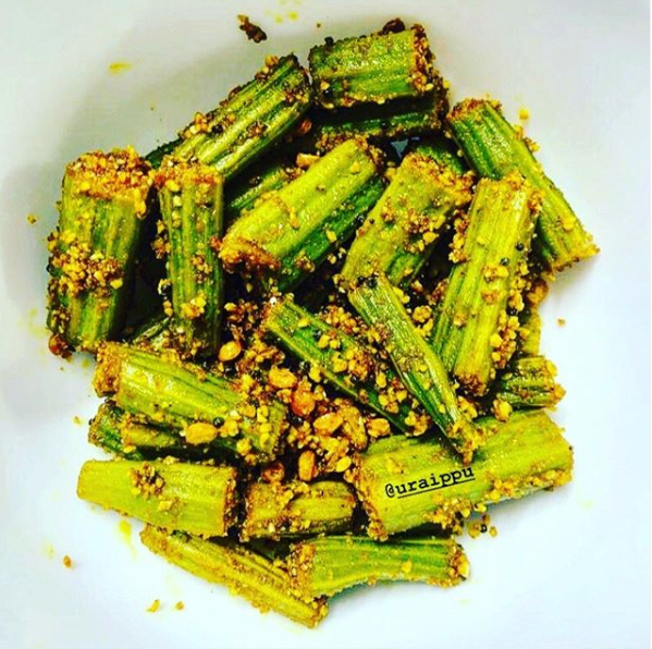 Murungakkai Poriyal - Simple and Easy Moringa Recipe