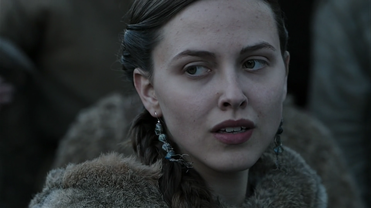 DC COMICS AND ARROWVERSE : Vikings: 20 Best Female Cast Members We Love