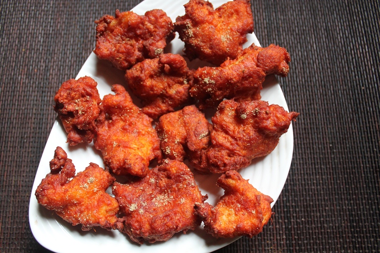 Amristari Fish Pakora Recipe / Amristari Fish Fry Recipe - Yummy Tummy