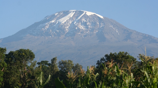 tutoke: Muonekano wa mlima kibo mapema leo asubuhi ndani ya mji wa moshi