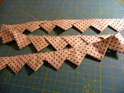 Pieces of Rana's Life: Prairie Points: One Fabric