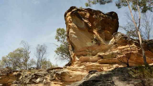 Isla Gorge NP - Exploring Caves - Adventures of Puff n Puffin