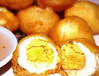 Pinoy Street Food Kwek kwek with Food Caution. | PinoyStreetFuds