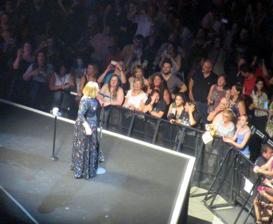 Seth Saith: Adele Has Me From "Hello" -- Chicago Concert Review