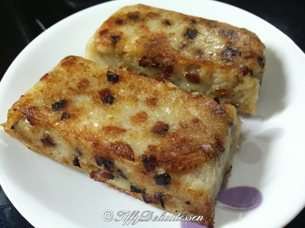 Tiffy Delicatessen: Steamed Radish Cake 萝卜糕