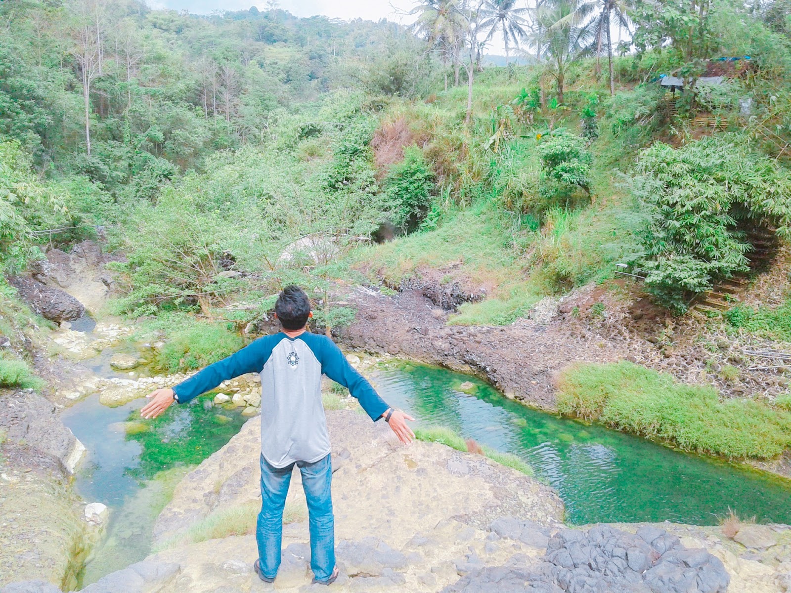 Wisata Kekinian Curug Kaca Jampangkulon Sukabumi - Uliner Jampang