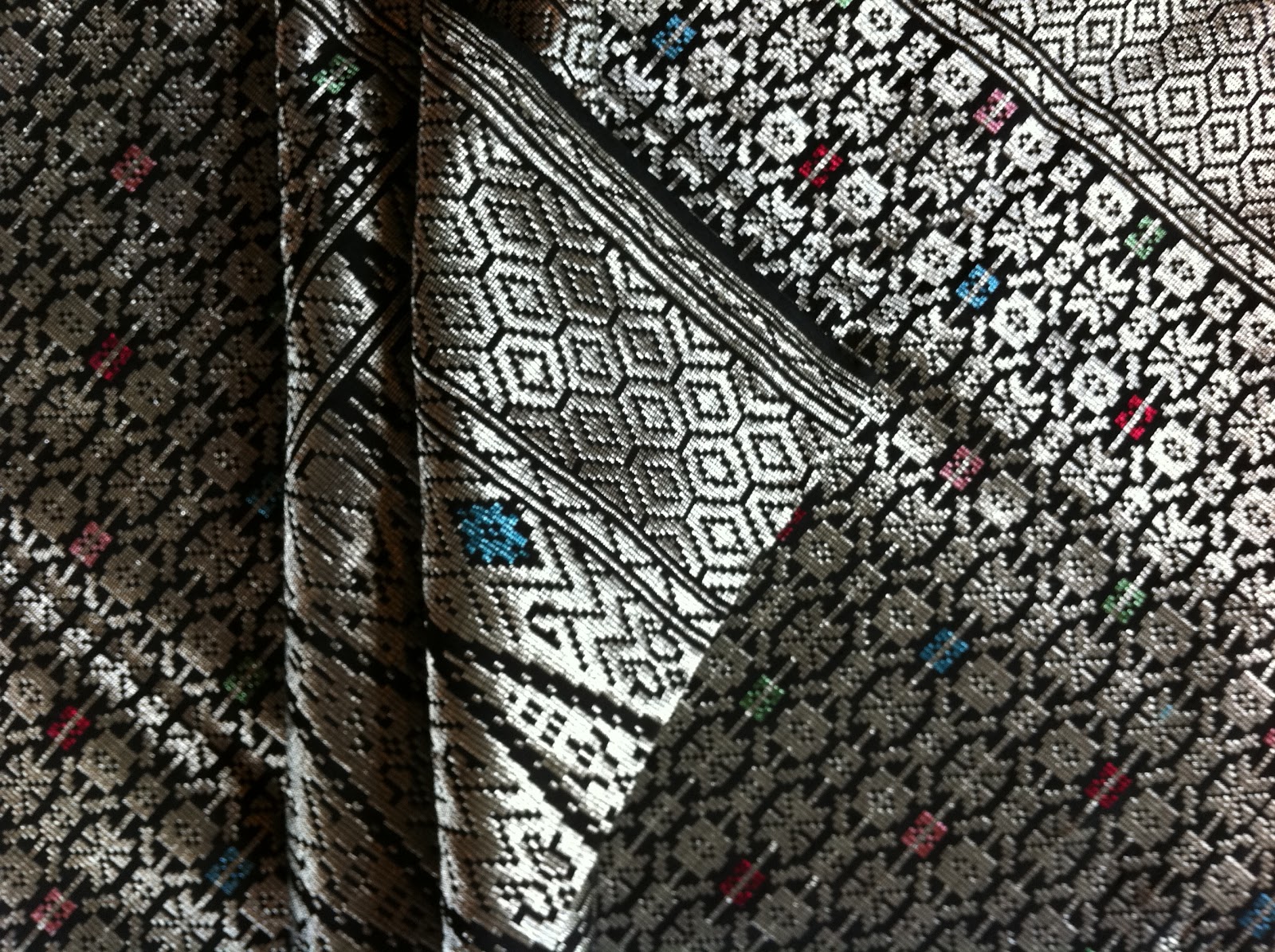 MALAYSIAKU: kraf tangan di malaysia