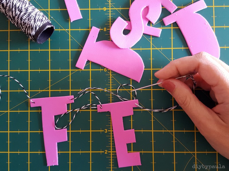Diy by Paula: Guirnalda de letras DIY para Laia