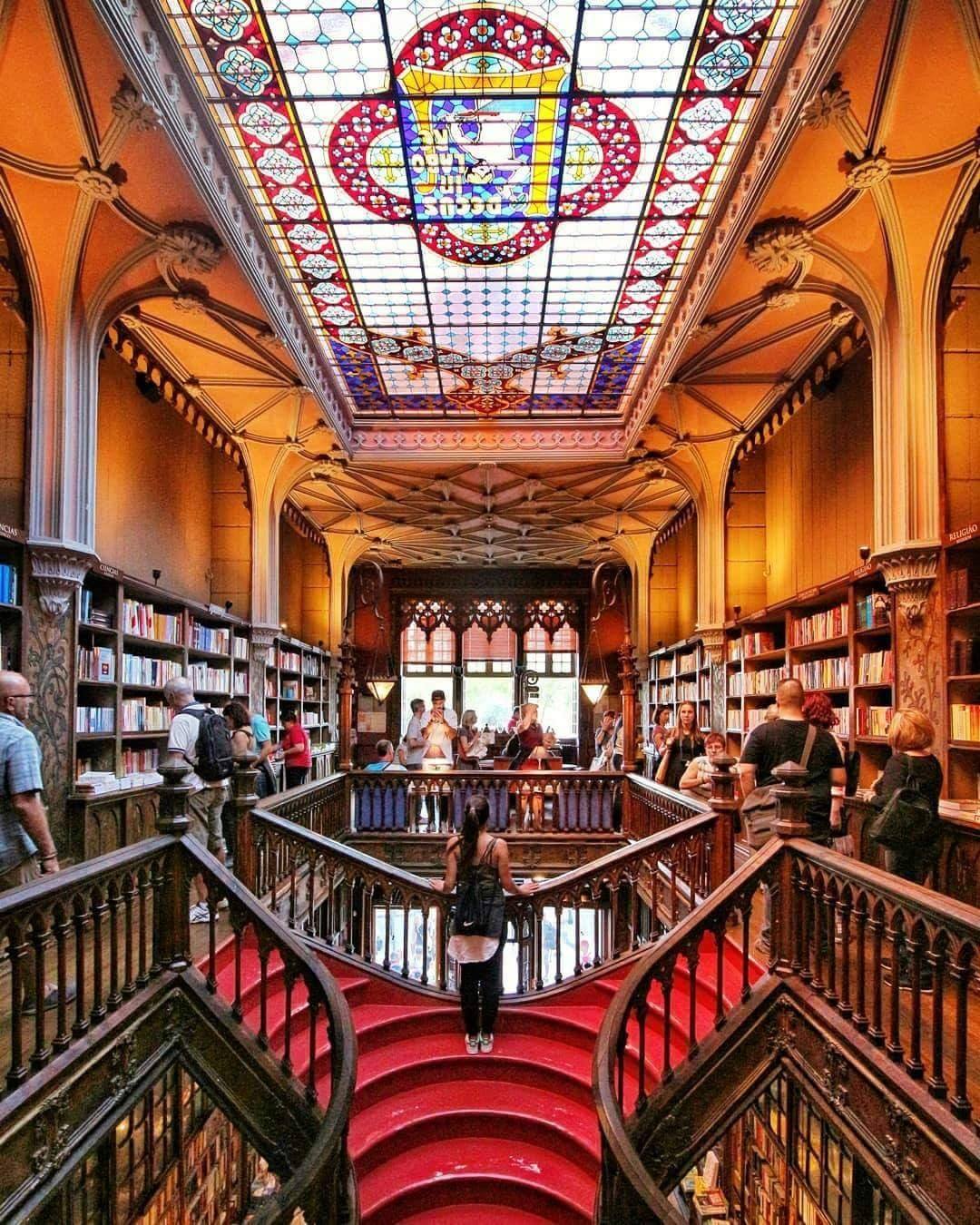 Experiências: Livraria Lello - Porto