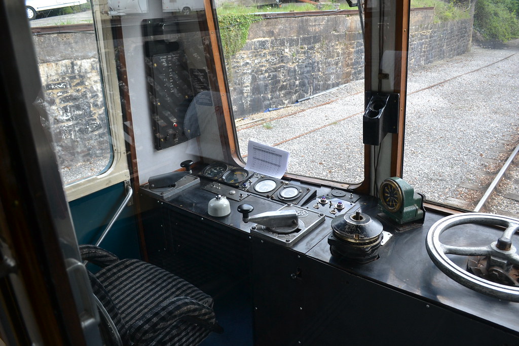 British Diesels and Electrics: Class 119 (Gloucester Railway Carriage ...