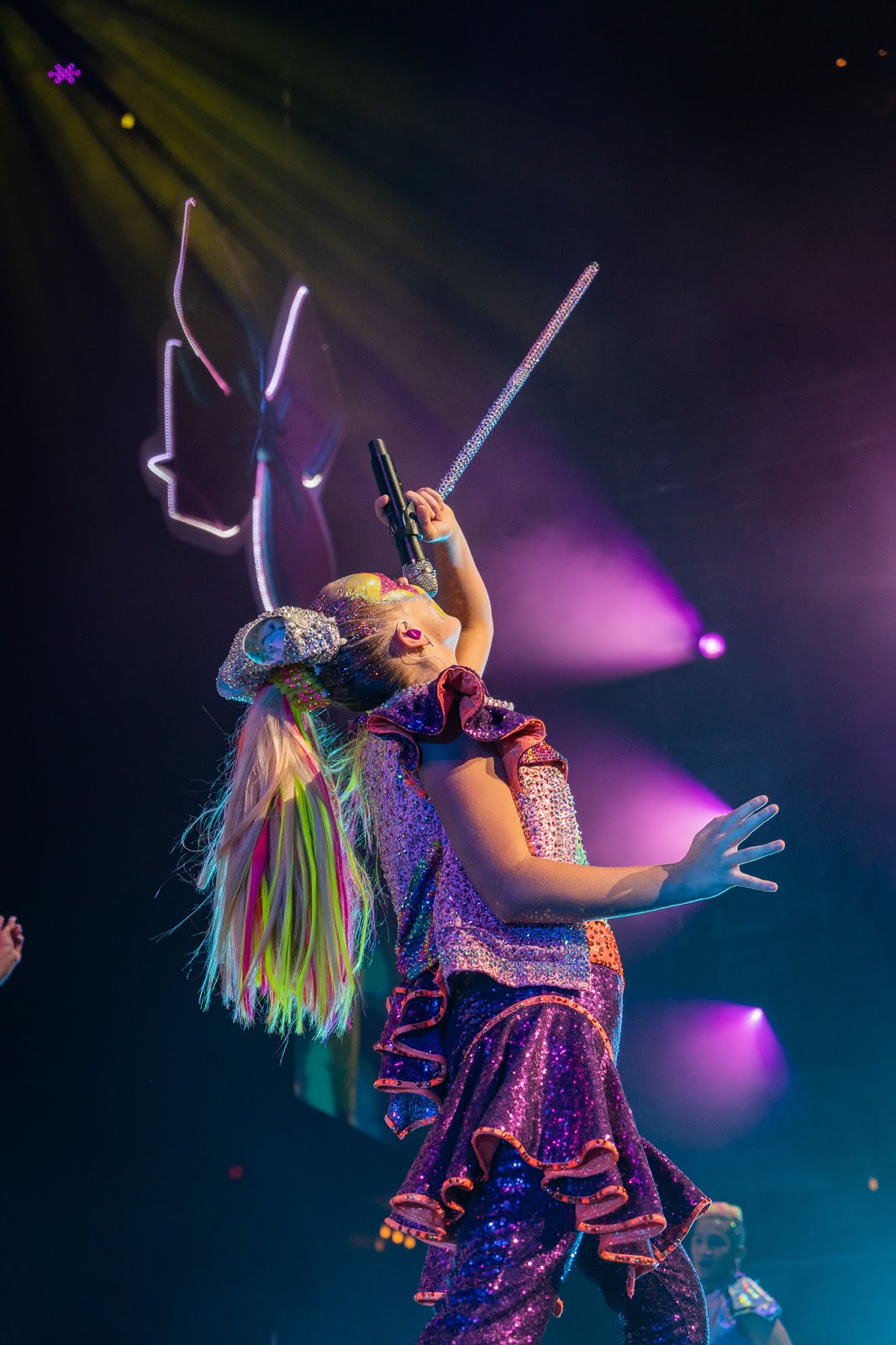 NickALive!: Nickelodeon’s JoJo Siwa D.R.E.A.M. The Tour Adds 50 New ...