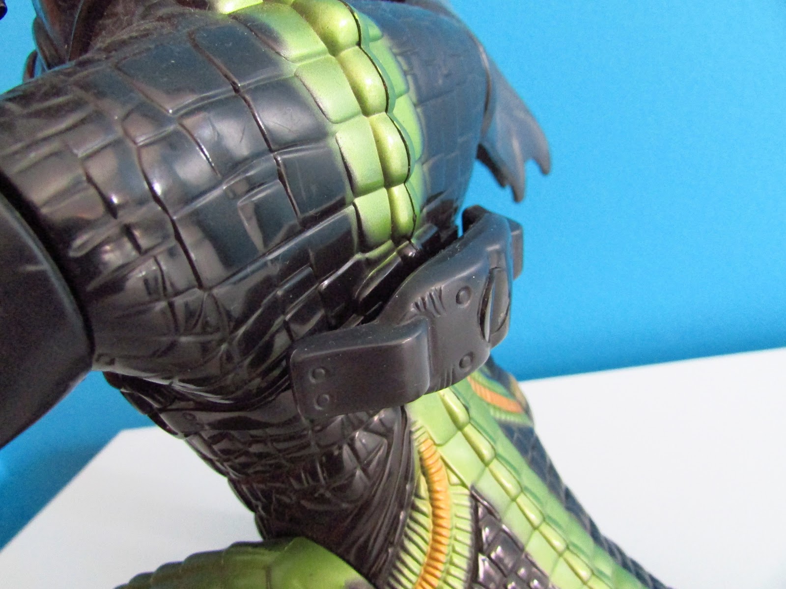 My Best Toys: Dragon Flyz - Doomfyre deluxe Dragon figure com Summit...