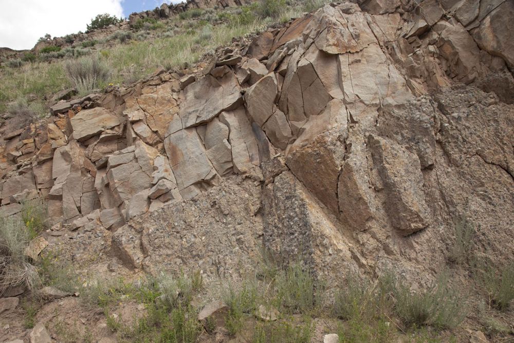 Learning Geology: Geologic Contacts